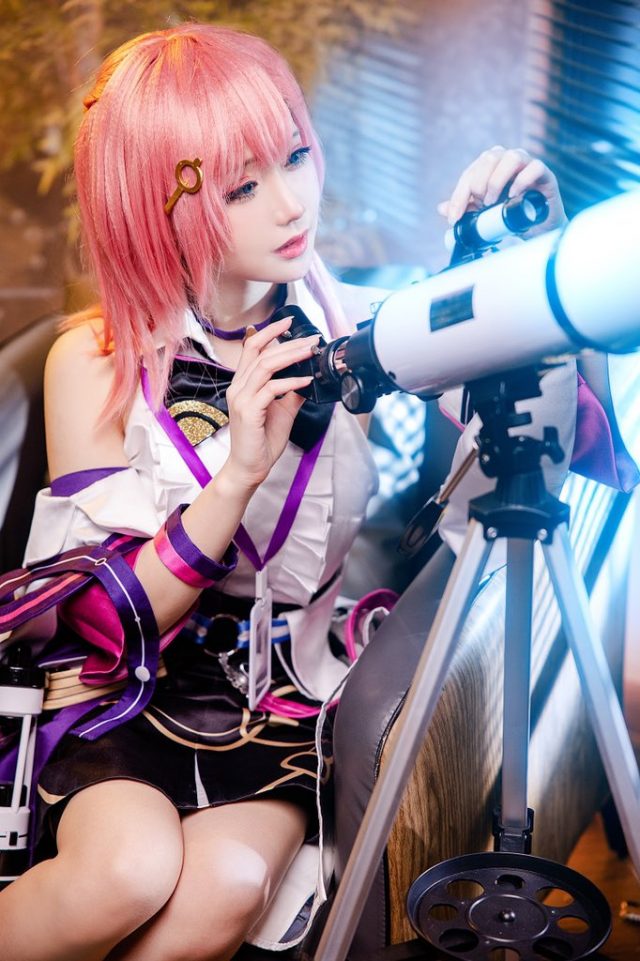 Alina Becker cos《火影忍者》纲手，带你领略巨大灵魂的魅力 - COS森林