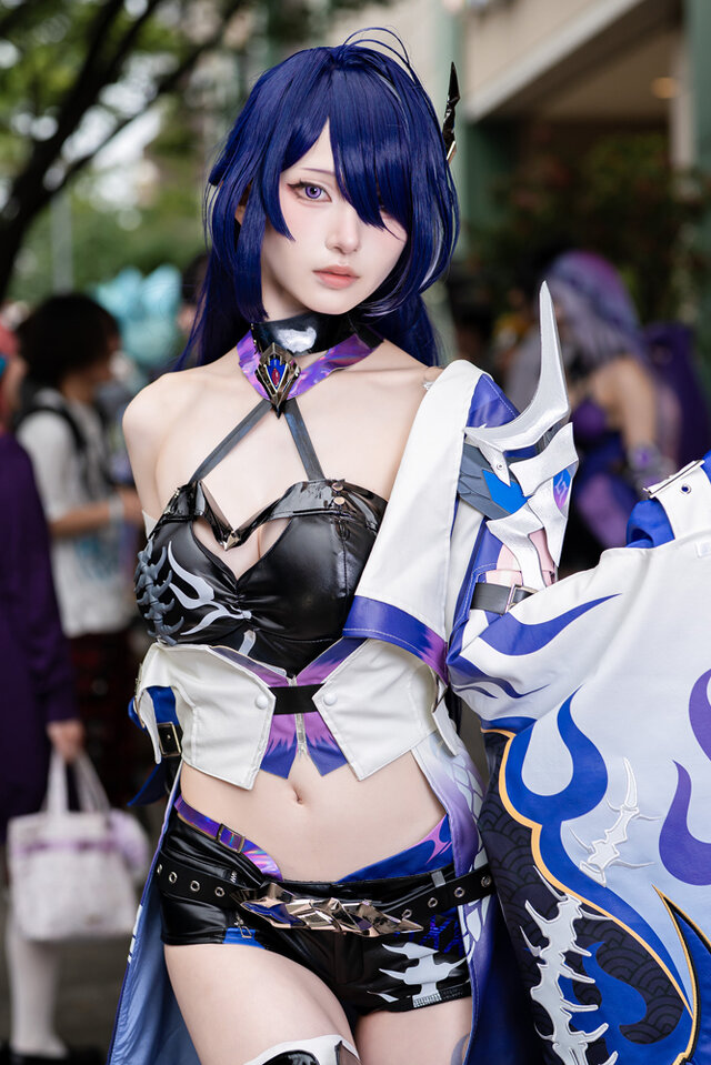 月海つくね黄泉COS：从刀鞘到惊艳化身银河巡游的绝美游侠 - 趣画阁