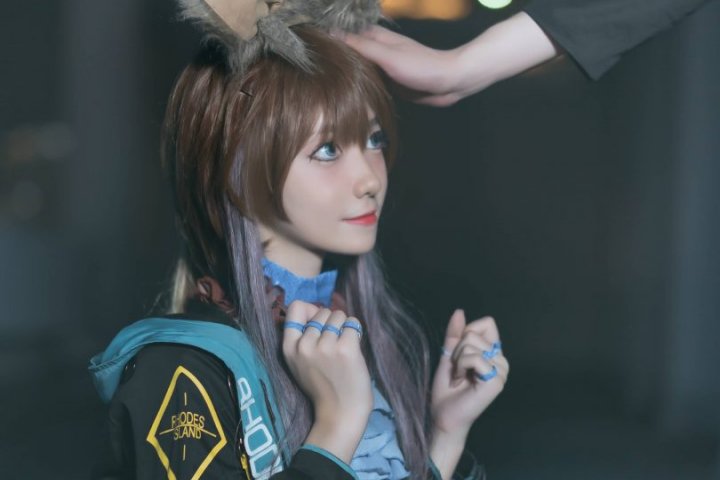 南桃Momoko cos作品 | 南桃Momoko_明日方舟·阿米娅原皮肤cos [26P-51MB] - 趣画阁