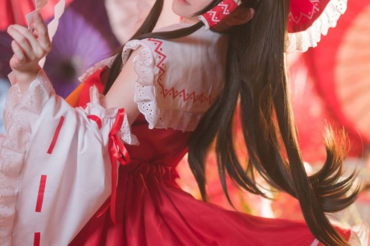 Akisoso秋楚楚cos博丽灵梦 | 秋楚楚_东方Project·博丽灵梦cos作品 [12P-115MB] - 趣画阁