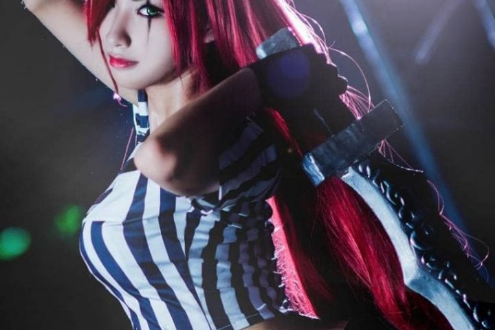 雨波_HaneAme cos卡特琳娜 | 雨波HaneAme_英雄联盟·卡特琳娜cos作品 [5P-382KB] - 趣画阁